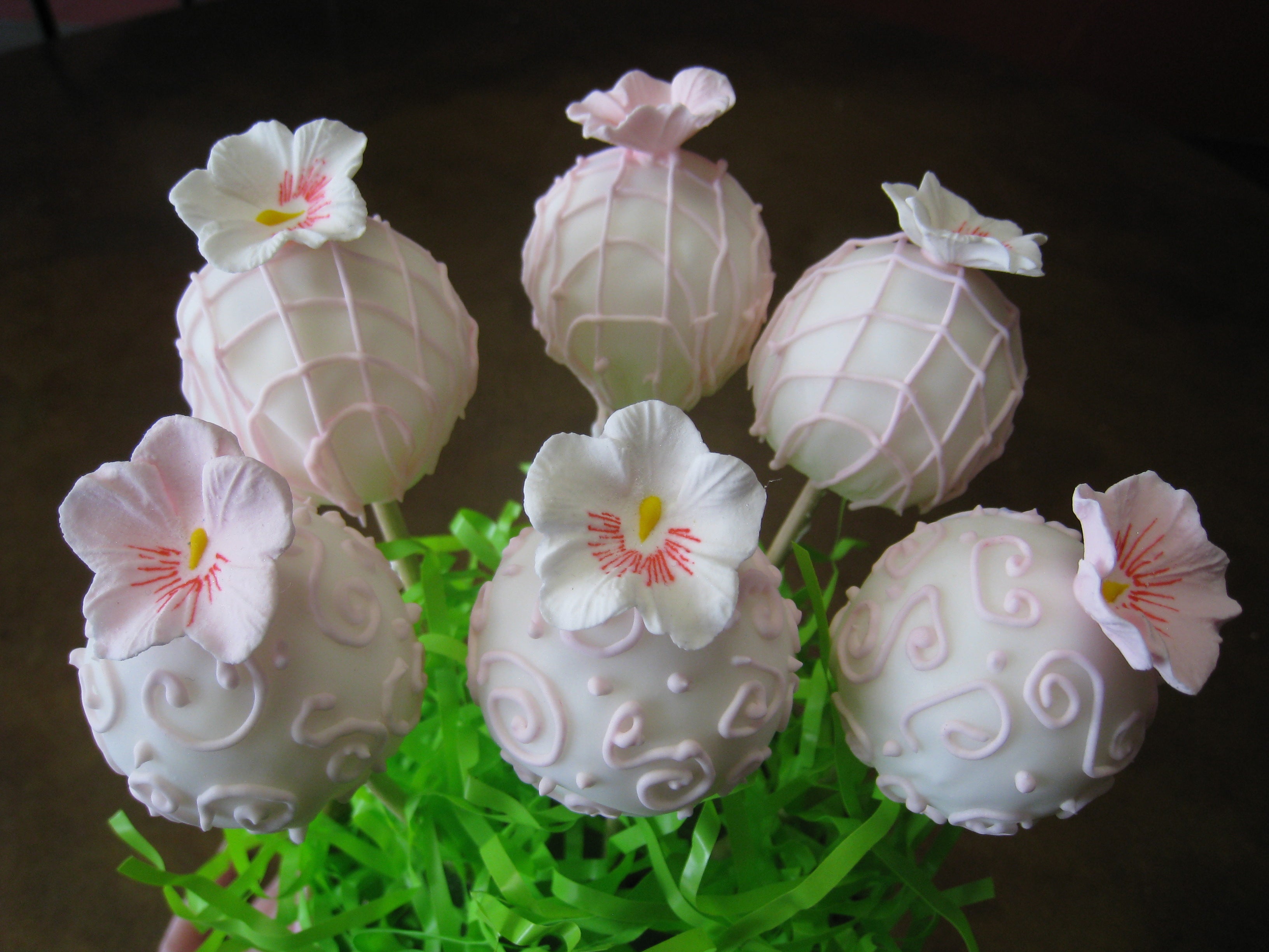 Custom Cake Balls – Buttermilk Bakery & Pie Shop